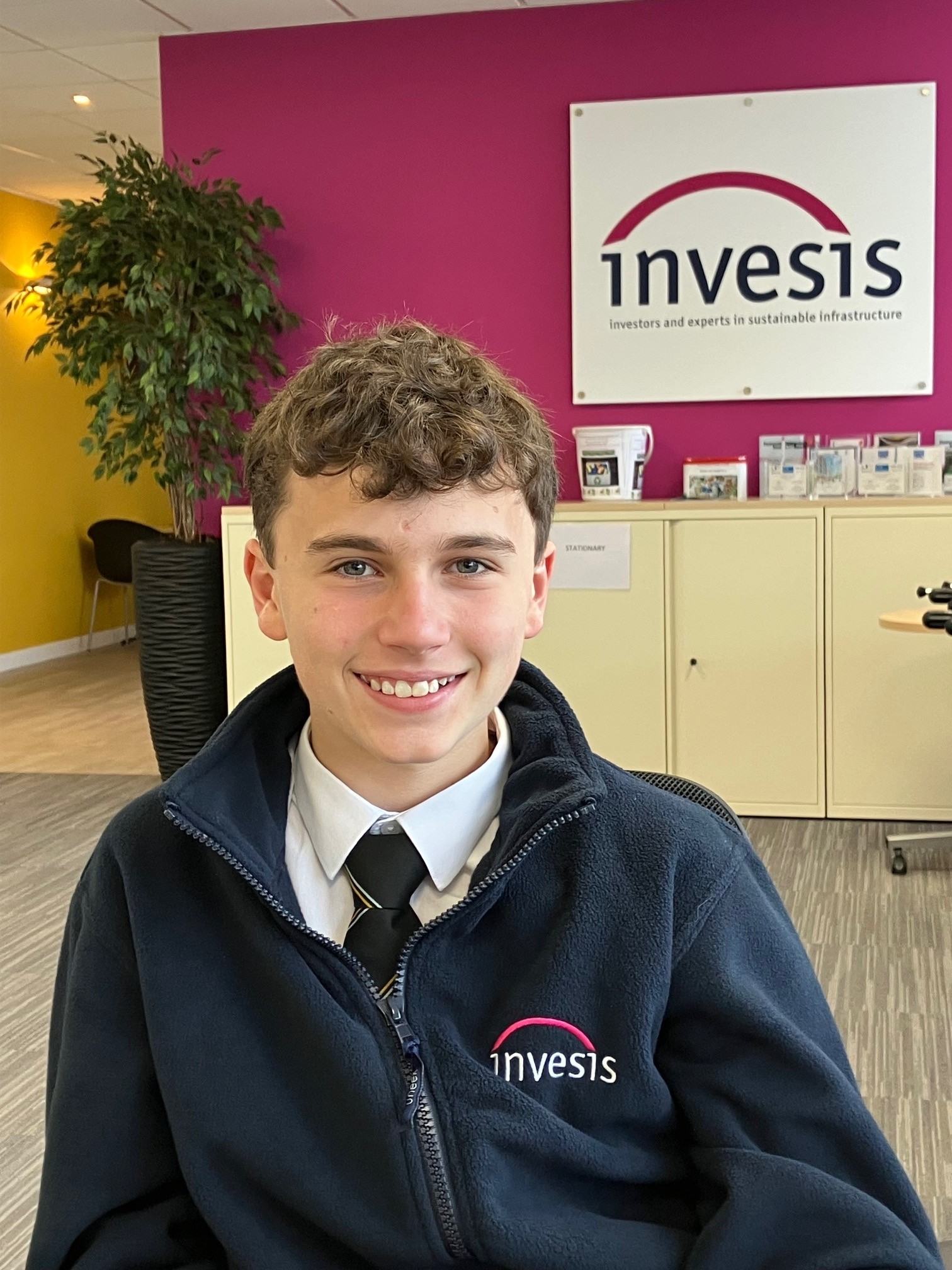 Invesis colleagues inspire a young mind through work experience | Invesis